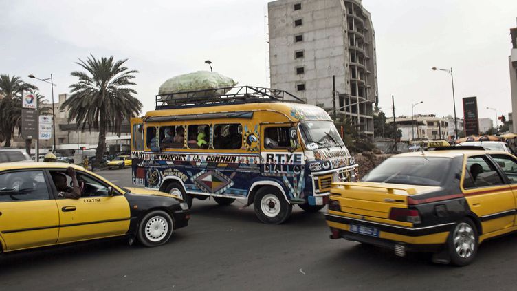 Embouteillages à Dakar: le grand calvaire • Information Afrique Kirinapost